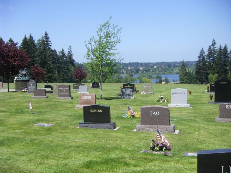 Holyrood Cemetery - Shoreline, WA Cemeteries