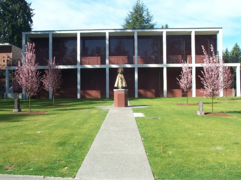 Holyrood Cemetery - Shoreline, WA Cemeteries
