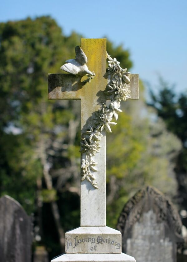 The Meaning Behind Types of Cemetery Markers and Headstones